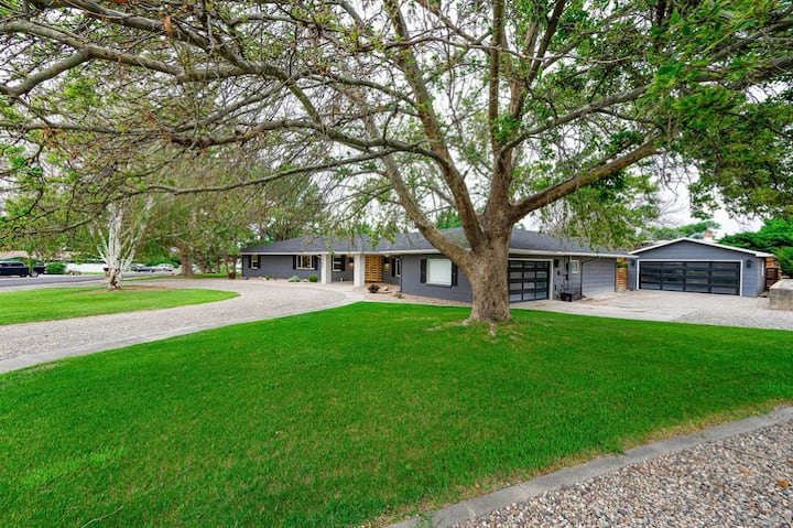 The 19th Hole - Stylish Escape In Grand Junction - Grand Junction, CO