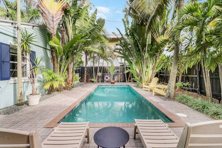 Cottage 1 On Penn - With Pool! - 웨스트팜비치