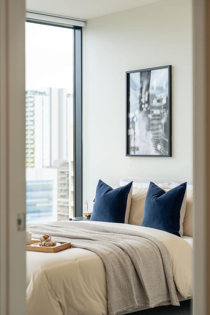 *New* Victoria Tower Luxury High Rise City Stay - Unley