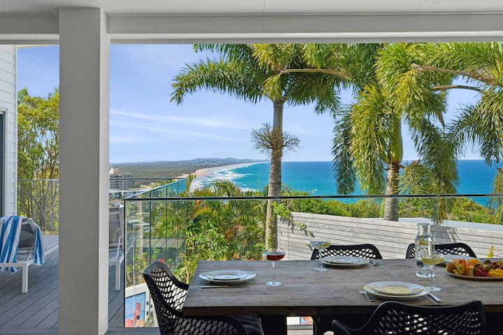 Ocean View Beach House - Pet Friendly & Pool - Coolum Beach