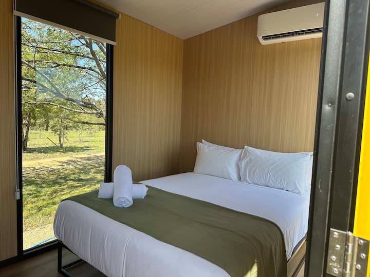 Sunset Tiny House At Bluebush Estate X By Tiny Awa - Lovedale