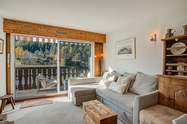 Apartment Mika – Slope Side Location – Sleeps 4-6 - Les Houches