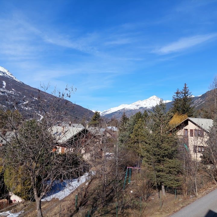 Studio Avec Vue Imprenable Sur Serre Chevalier - Briançon