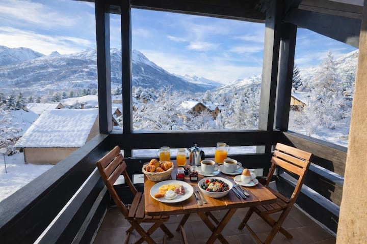 Studio Avec Vue Imprenable Sur Serre Chevalier - Briançon