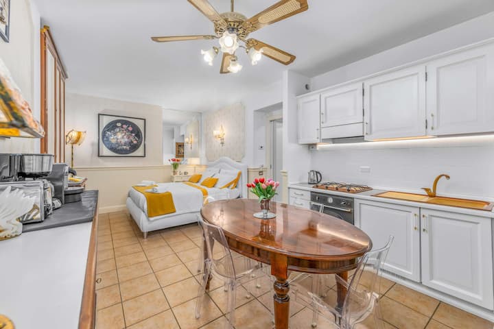 City Center Suite - In The Elegant Heart Of Lecco - Lecco