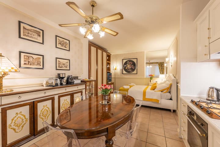 City Center Suite - In The Elegant Heart Of Lecco - Lecco