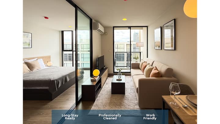 Near Bts • Near Iconsiam • Pool & Gym • Sontana - Bangkok