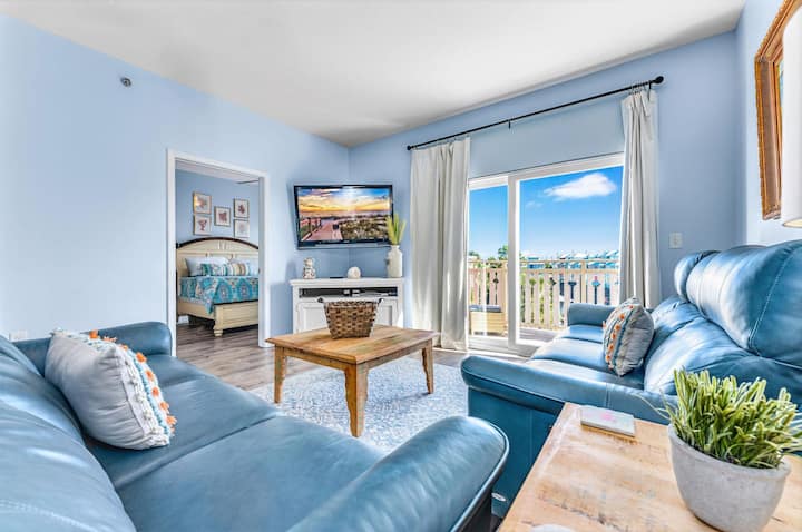 Canal View Condo | Walk To Beach | Pool & Hot Tub - Mexico Beach, FL