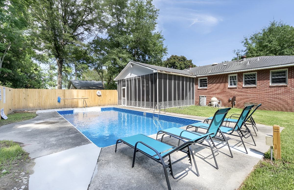 North Charleston Comfort : piscine + salle de jeux d'arcade ! - Airbnb