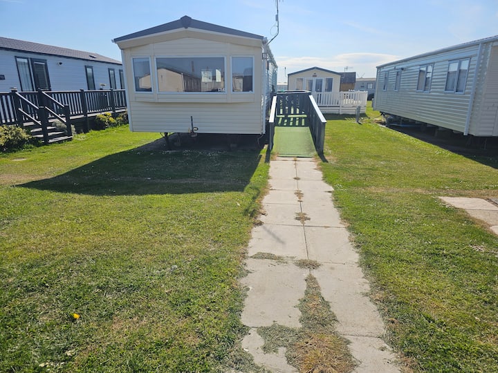 Seaside Escape At Nab Tower Lane - Selsey