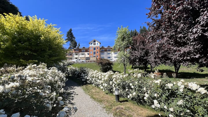 Scenic Room In Bariloche Tranquil Setting - San Carlos de Bariloche