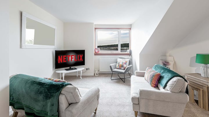 Sea The View - Loch Fad