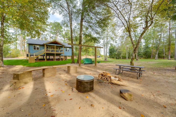 Families Welcome! Creekside Escape In Summerville - Summerville, GA