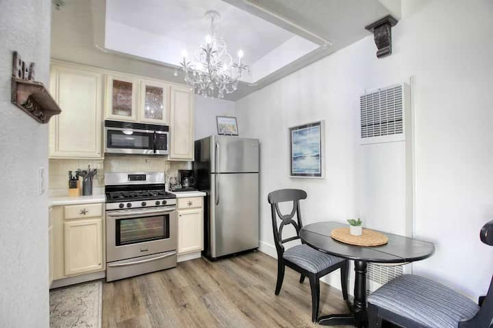 Harborlight Manor - Grover Beach, CA