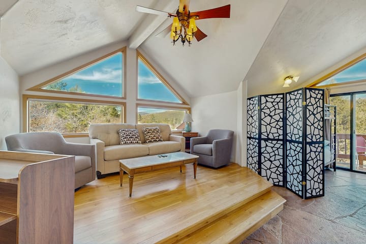 Conveniently Located Home W/ Full Kitchen, Wifi & - Durango, CO