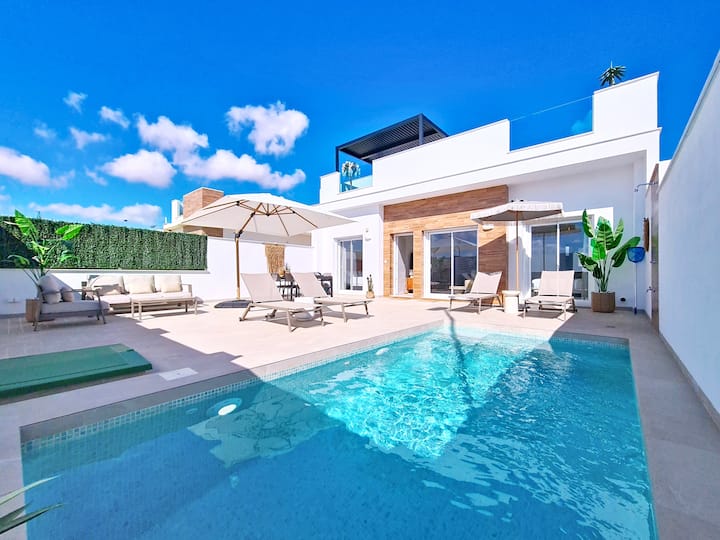 Villa With Private Pool And Roof Terrace - San Javier