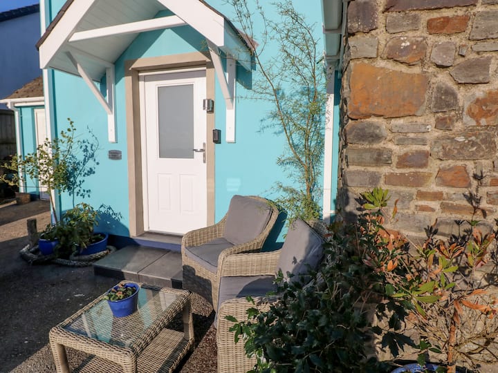 The Hollybush - Narberth