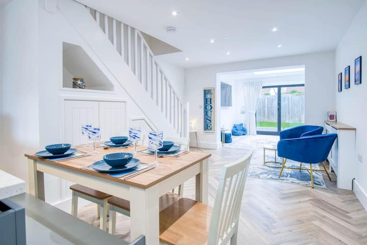 Hatherleigh Drive - 2 Bedroom House - Mumbles - The Mumbles