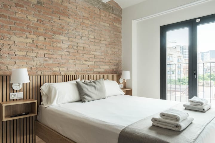 Guest Ready - Fira Barcelona Modern Studio - Sant Just Desvern