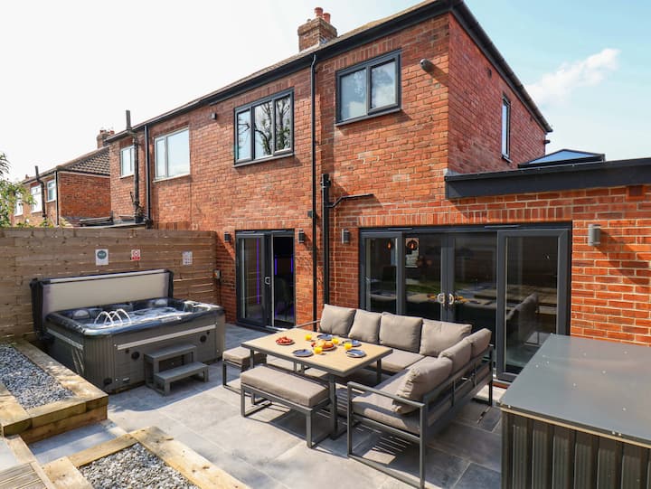 No. 12 - Saltburn-by-the-Sea