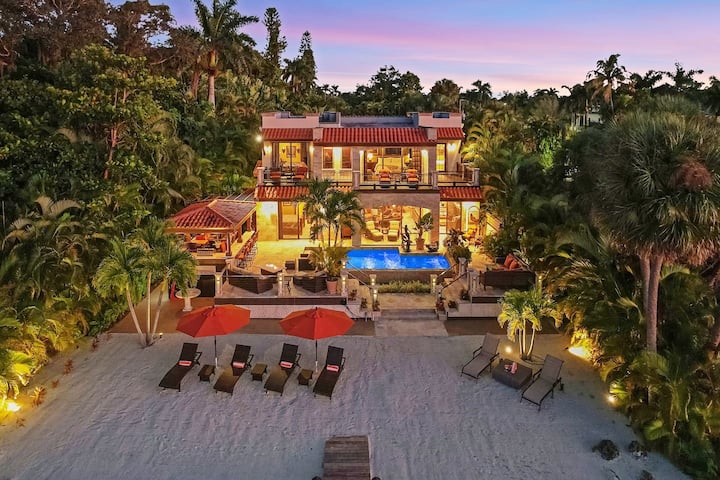 Mediterranean Waterfront Estate On Caloosahatchee - Fort Myers, FL