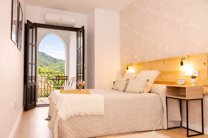 Cazorla Centro · Balcón Con Vistas A La Montaña - Cazorla