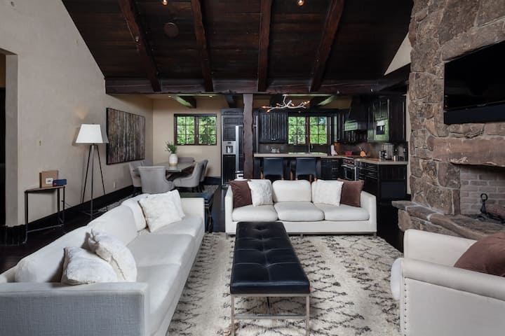 Resort-style Home W/full Access To Lodge Amenities - Whitefish, MT