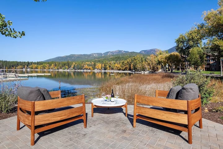 Luxury Home + Resort Perks, Pool, Shuttle & Trails - Whitefish, MT
