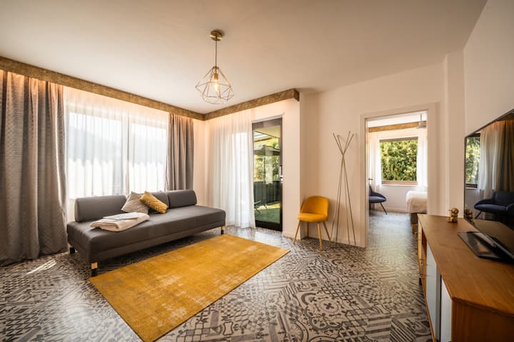 739f Goldfinger+suites I Apartment Unique - Lana