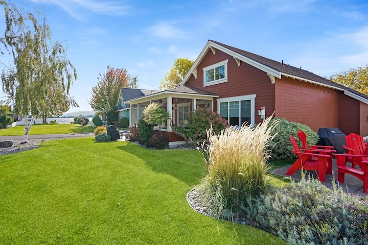 Malarkey Lakeside Haven- Baby Steps To The Beach! - Osoyoos