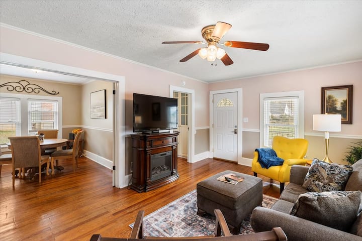 2br Pet Friendly Retreat In Galax! Hill Haven - Galax, VA