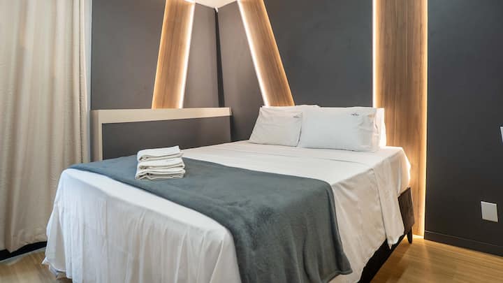 Flat Moderno, Cama Queen - Próx Ipog E Vaca Brava - 戈亞尼亞