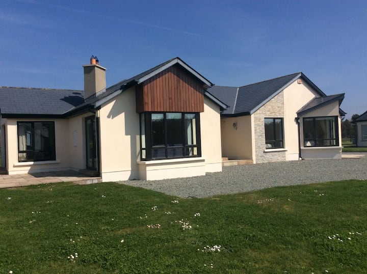 Kilmore Quay Castleview Ii, 4 Bedroom Holiday Home - Rosslare