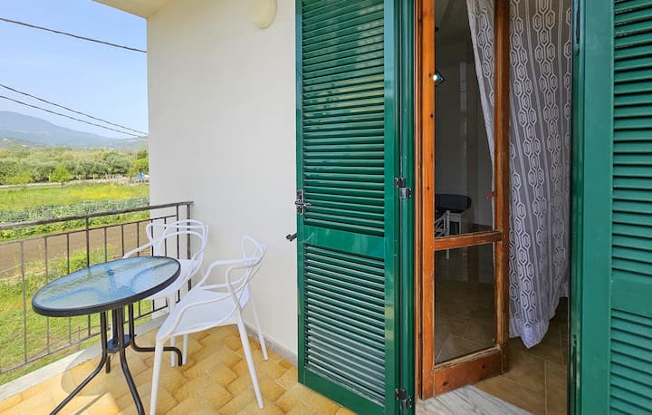 2 Bedroom Gorgeous Apartment In Casal Velino - Casal Velino
