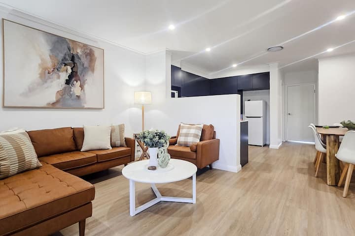 Kincaid Travellers Townhouse Central Wagga - Wagga Wagga