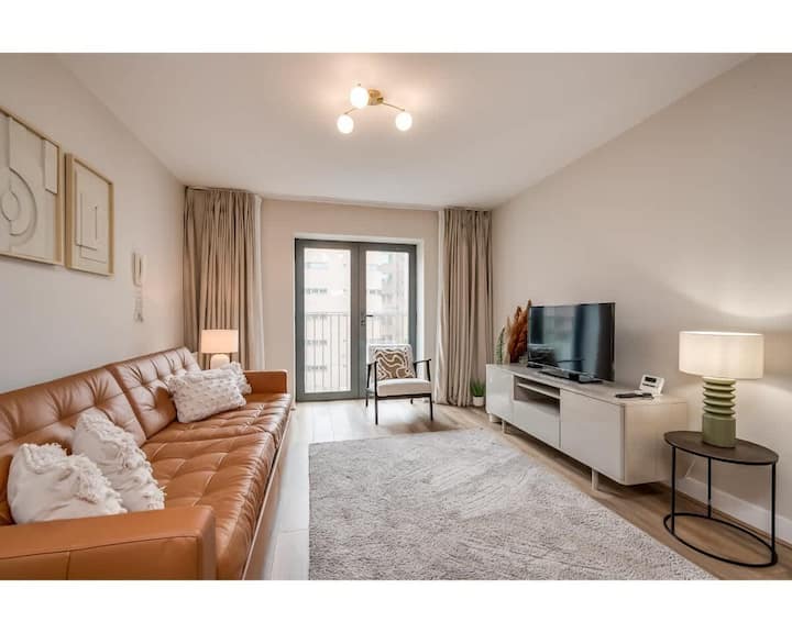 City Centre Deluxe 2bed Apt. + Secured Parking - Belfast