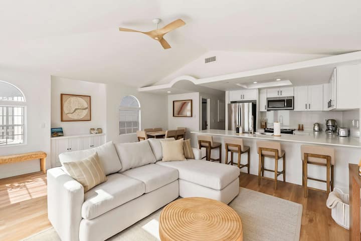 Luxury La Jolla Beach Retreat - Steps To Windansea - San Diego, CA