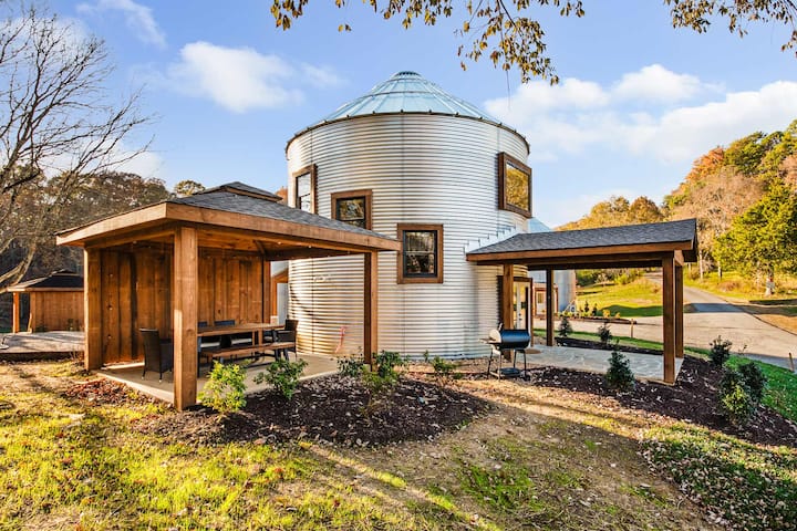 Insulated Silo Stay + Hot Tub & Firepit - Chattanooga, TN