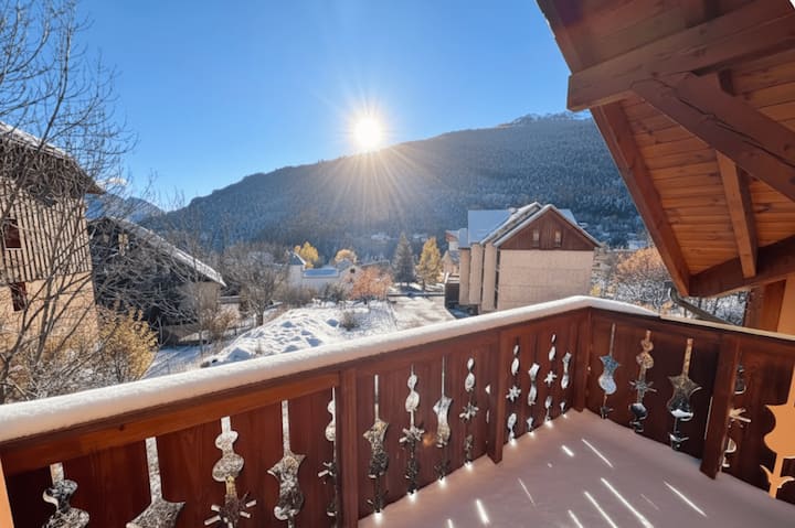 Chalet Charmant Et Lumineux à Briançon - Briançon