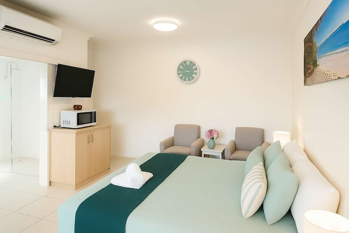 Paradise On Palmer – Townsville City Studio - Australien