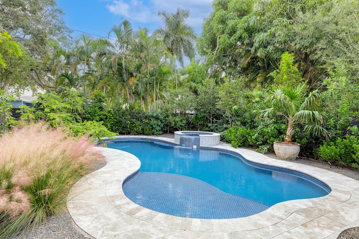 1 Mi To Lake Worth Beach Park: Poolside Paradise! - Lake Worth Beach