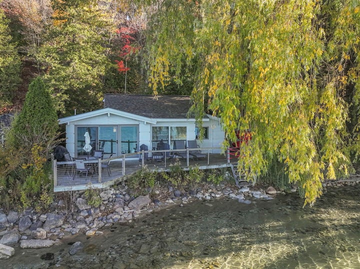 The Cozy Crystal Cottage - Dogs Ok - Benzonia, MI