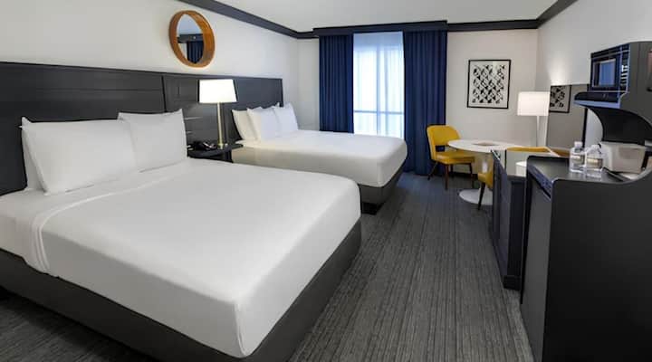 2 Premium Pool View Units At Oyo Las Vegas - 拉斯維加斯, NV