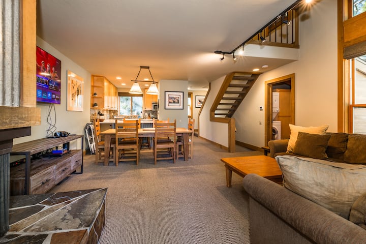 Coyote Cabin Northstar_1gig Wifi, Ps4, Npoa Passes - Lake Tahoe