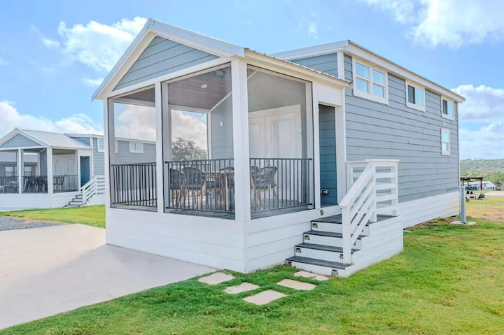 Grace's Joy - Luckenbach, TX