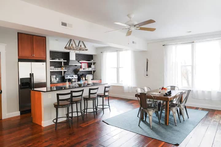 The Vault On Front Street | Historic Luxury Loft - Wilmington, NC