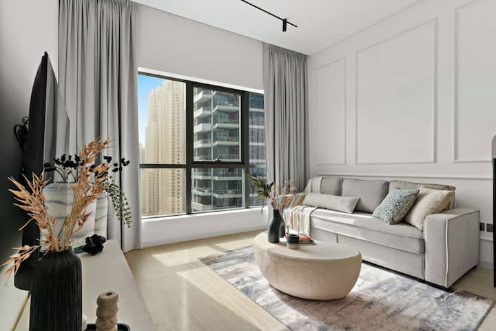 Curated & Fully Upgraded 1 Br With Marina View! - Dubai Marina