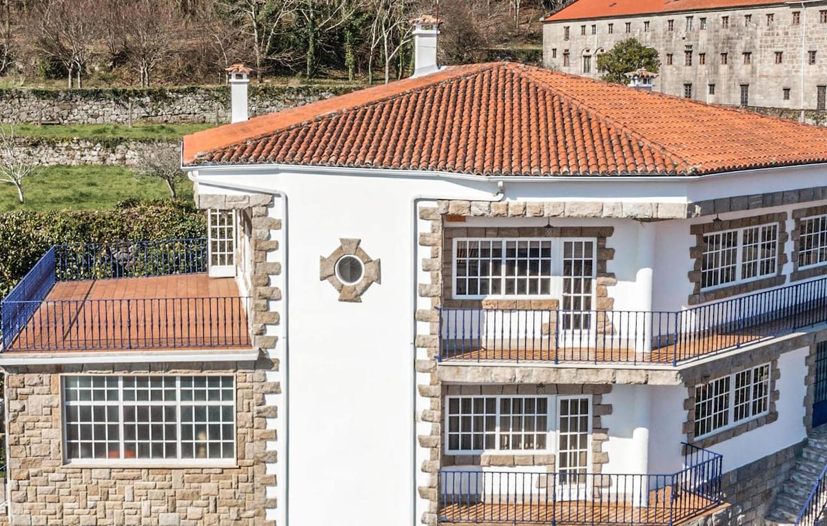 Villa Rosa de lujo singular - Casas en alquiler en Padrón, España - Airbnb