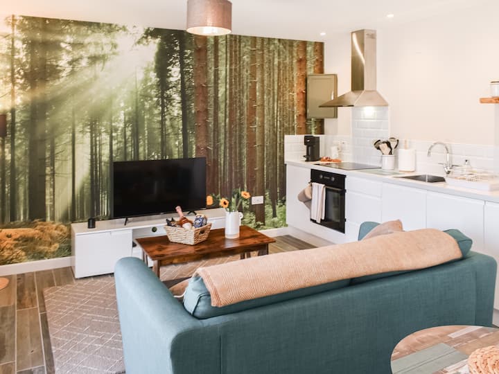 Elm - Uk50463 - Chepstow