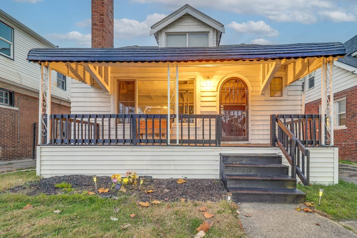 Easy Dtwn Detroit Access! Pet-friendly Family Home - Detroit